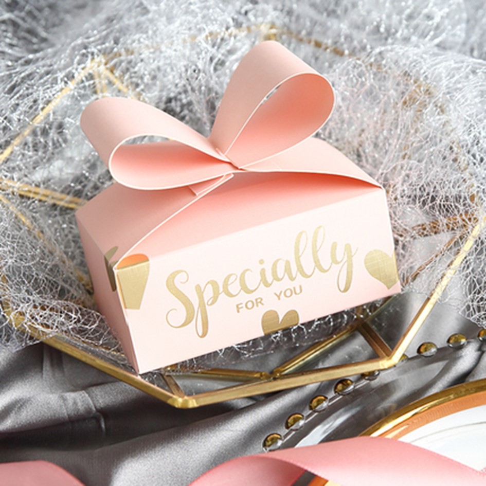 Ribbon Tie Gift Box – Mrs. Fields Cookies